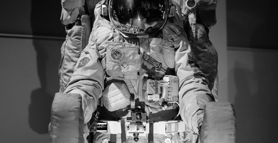"The First Space War", written by AI | Eclectic Beams